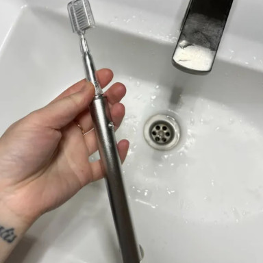 Electric Sonic Toothbrush with 4 Heads